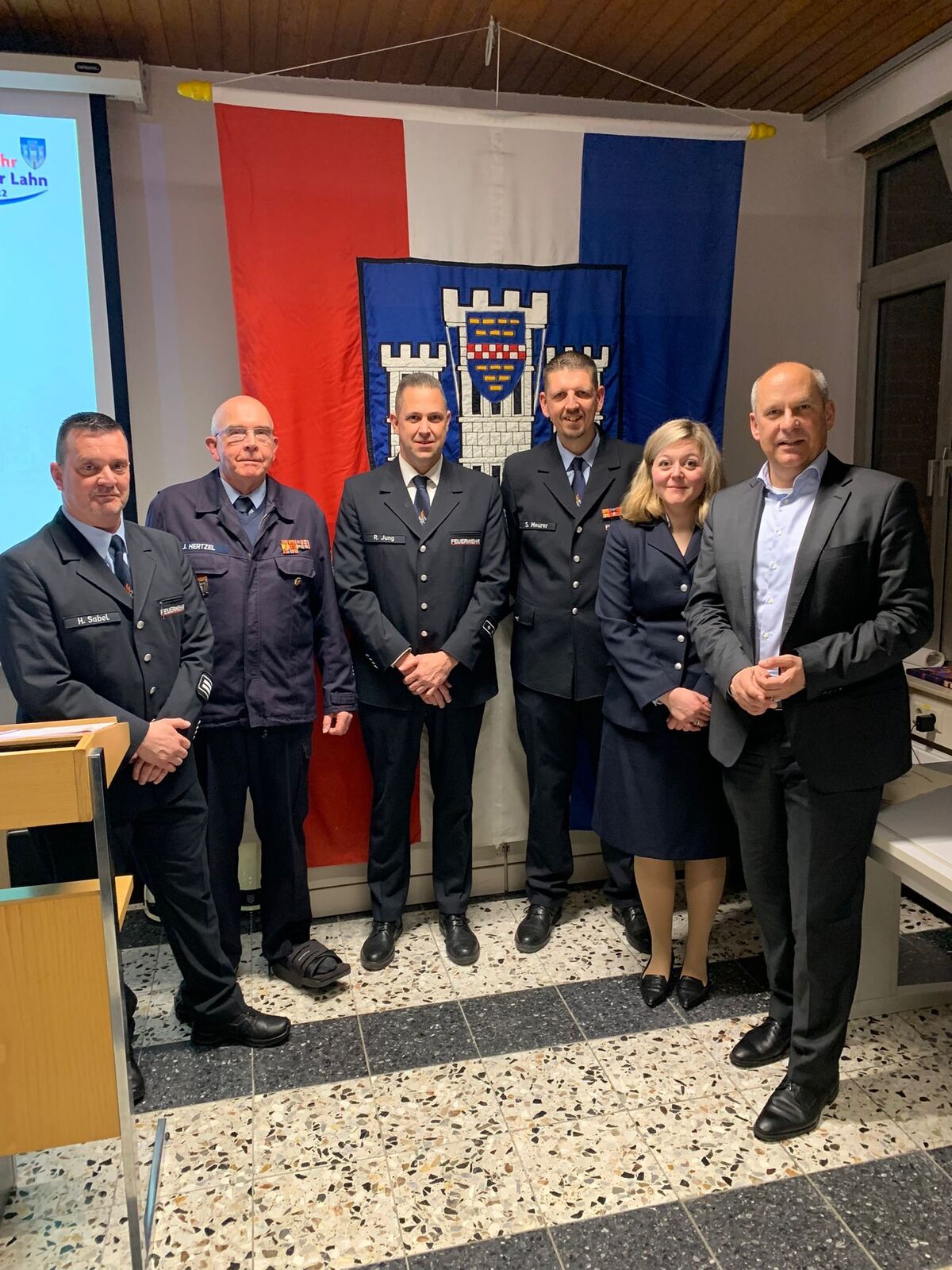 Innenminister Poseck besucht die Freiwillige Feuerwehr Limburg | innen ... Innenminister Poseck besucht die Freiwillige Feuerwehr Limburg | innen ...